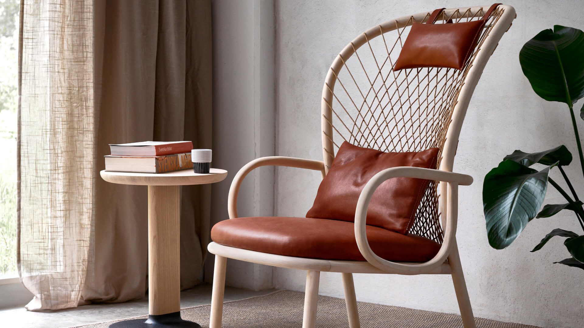 Gemla Open Lounge Chair - Great Dane